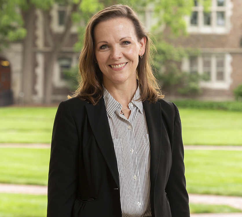 Liz Halpin - University Advancement - Washington University in St. Louis